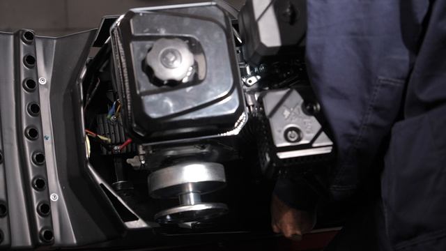 Мотосноуборды Snike. Замена масла в редукторе