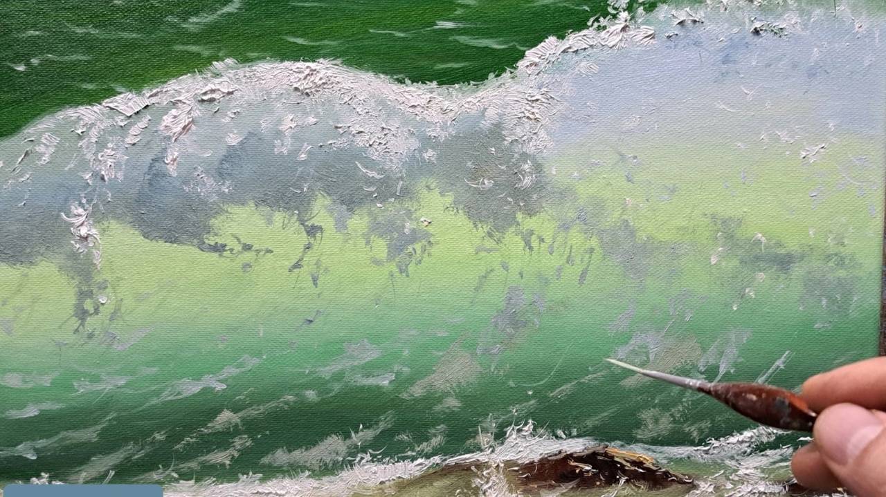 прозрачная волна маслом