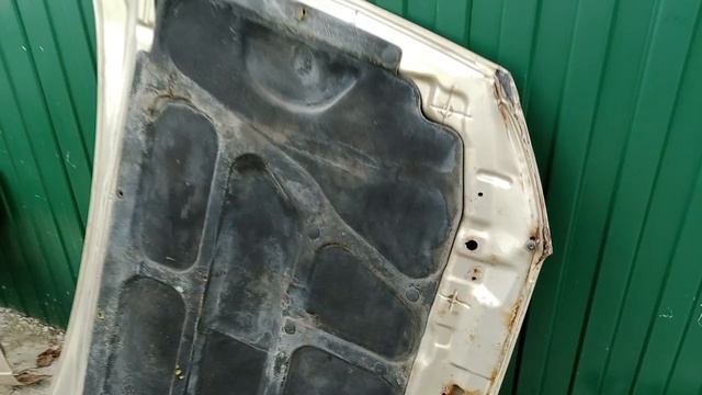 капот Hyundai accent 
кузовные запчасти  Hyundai accent