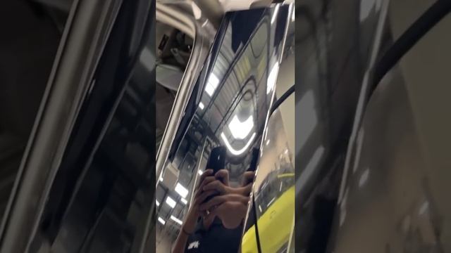 Оклейка глянцевых стоек дверей автомобиля полиуретановой пленкой! 5