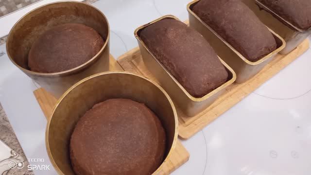 Подготовка к выпечке после расстойки. Выпекание. Хлеб на закваске готов. Preparation for baking