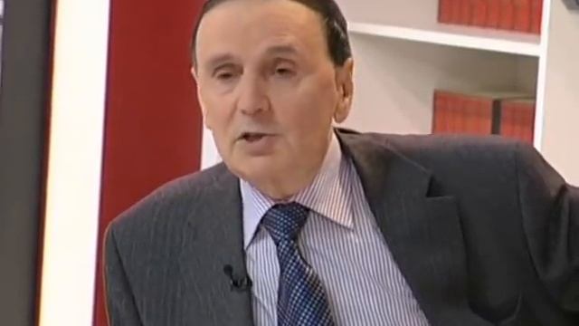 Андрей Зализняк. Читаем Слово о полку Игореве. 1-я лекция. ACADEMIA (канал "Культура" от 26.12.17)