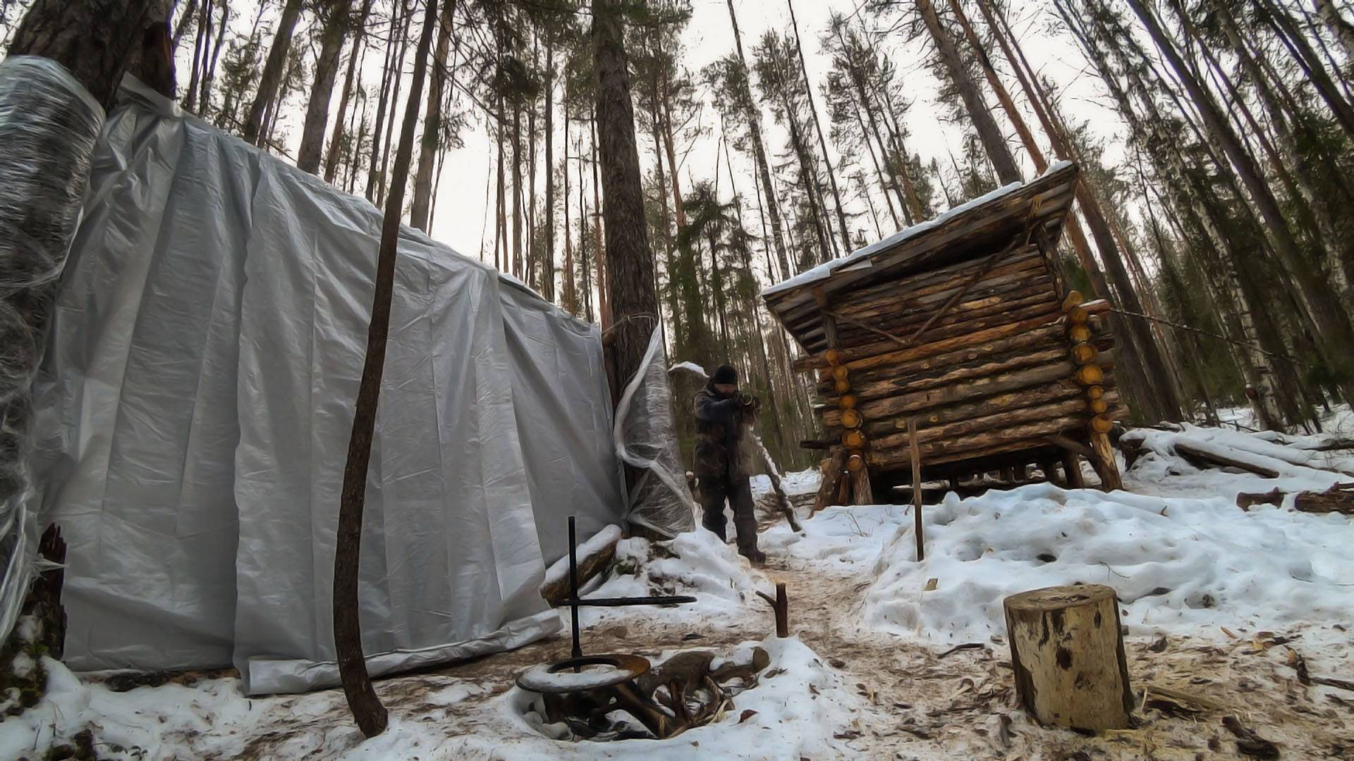 Тайга зовет: хижина почти готова! Вкусный ужин на печи. Уют и тепло обеспечены!