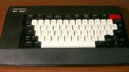 БК0010(11М)Где найти букву"Ю"и другие приключения часть 1-я