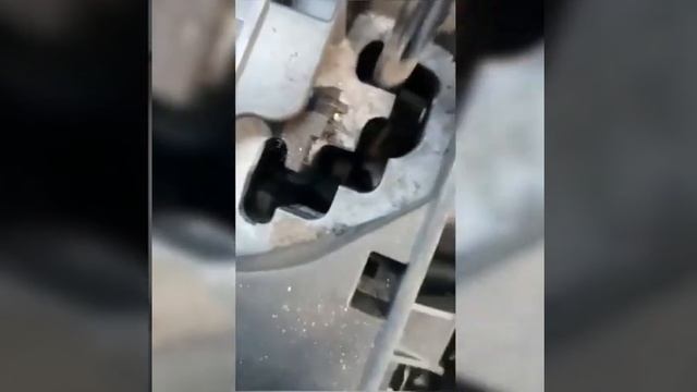 Попытка угона Toyota Land Cruser 200. Гарант замок-блокиратор КПП.