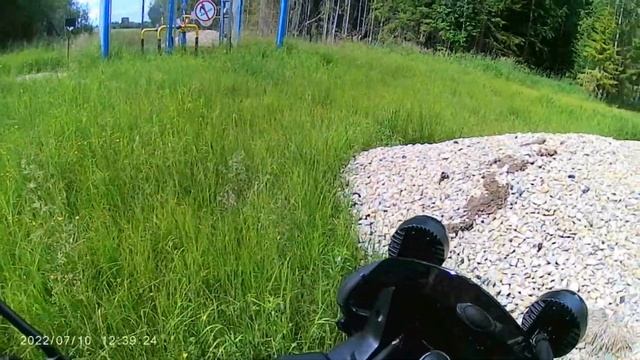 Кроссовок остался в болотце. Мопед Cross Storm, г. Печора, Республика Коми