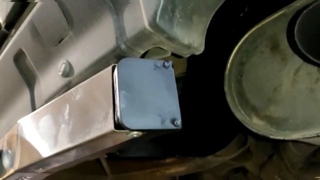 Установка ТСУ (фаркопа) на PEUGEOT 4007 он же ПЫЖ или Пыжик (в Твери)