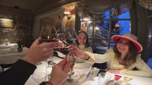 На выходные в  Эко Парк Иволга , Плес , Суздаль.