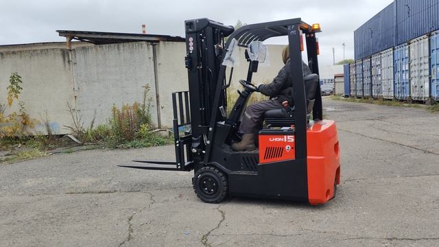 Трехопорный электропогрузчик EP CPD15TVL 4.8 SS акб литий