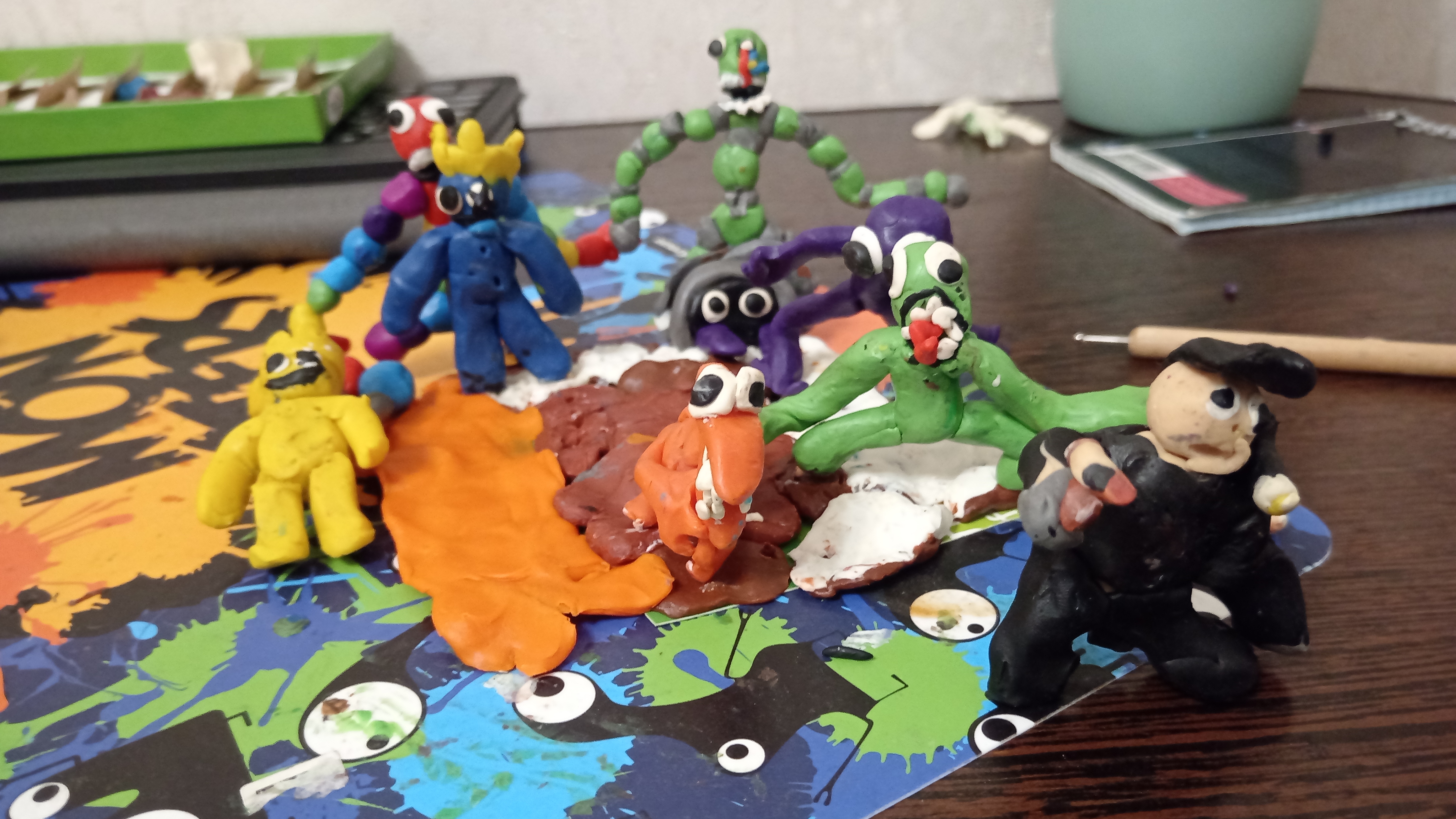 к радужным друзьям пришёл охранник