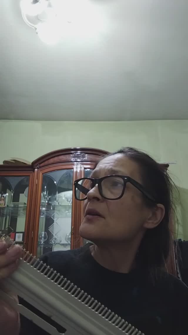 Пруток для  оттяжной гребенки.