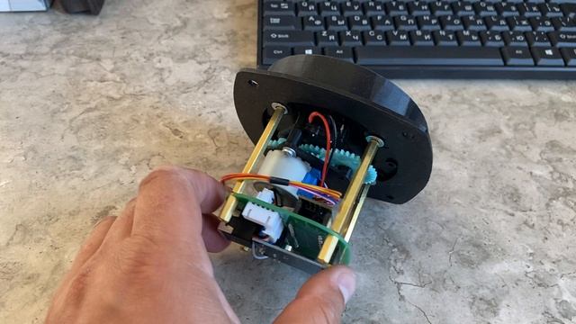 Прототип универсального стрелочного прибора на Arduino Nano с редуктором. Высотомер.