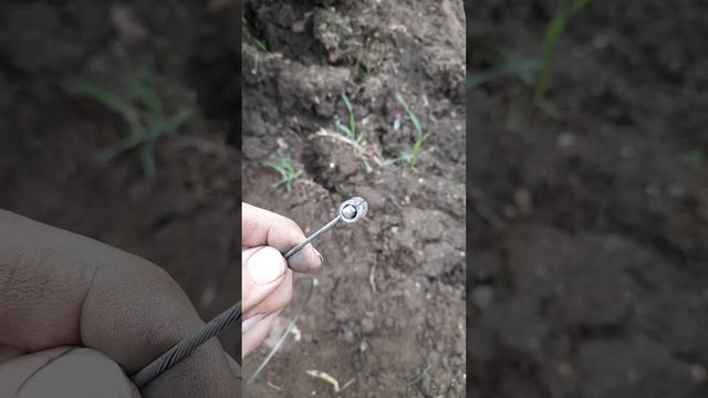 Бобышка из гайки может прослужить дольше.