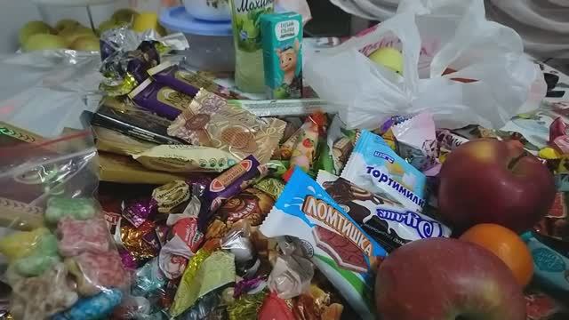 РАСПАКОВКА СЛАДКИХ ПОДАРКОВ!!!