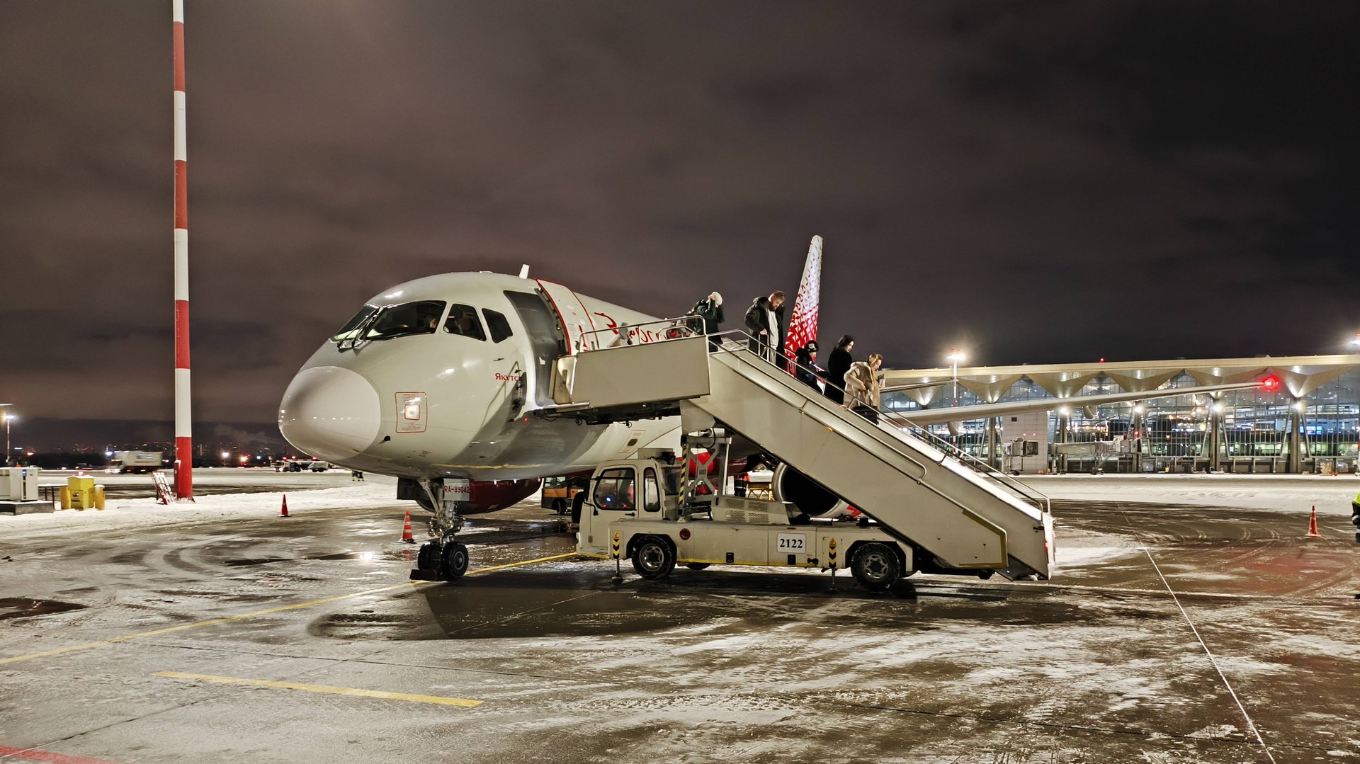 Первый полёт детей на самолете Москва-Санкт-Петербург. # SukhoiSuperjet100 . #Пулково #самолет