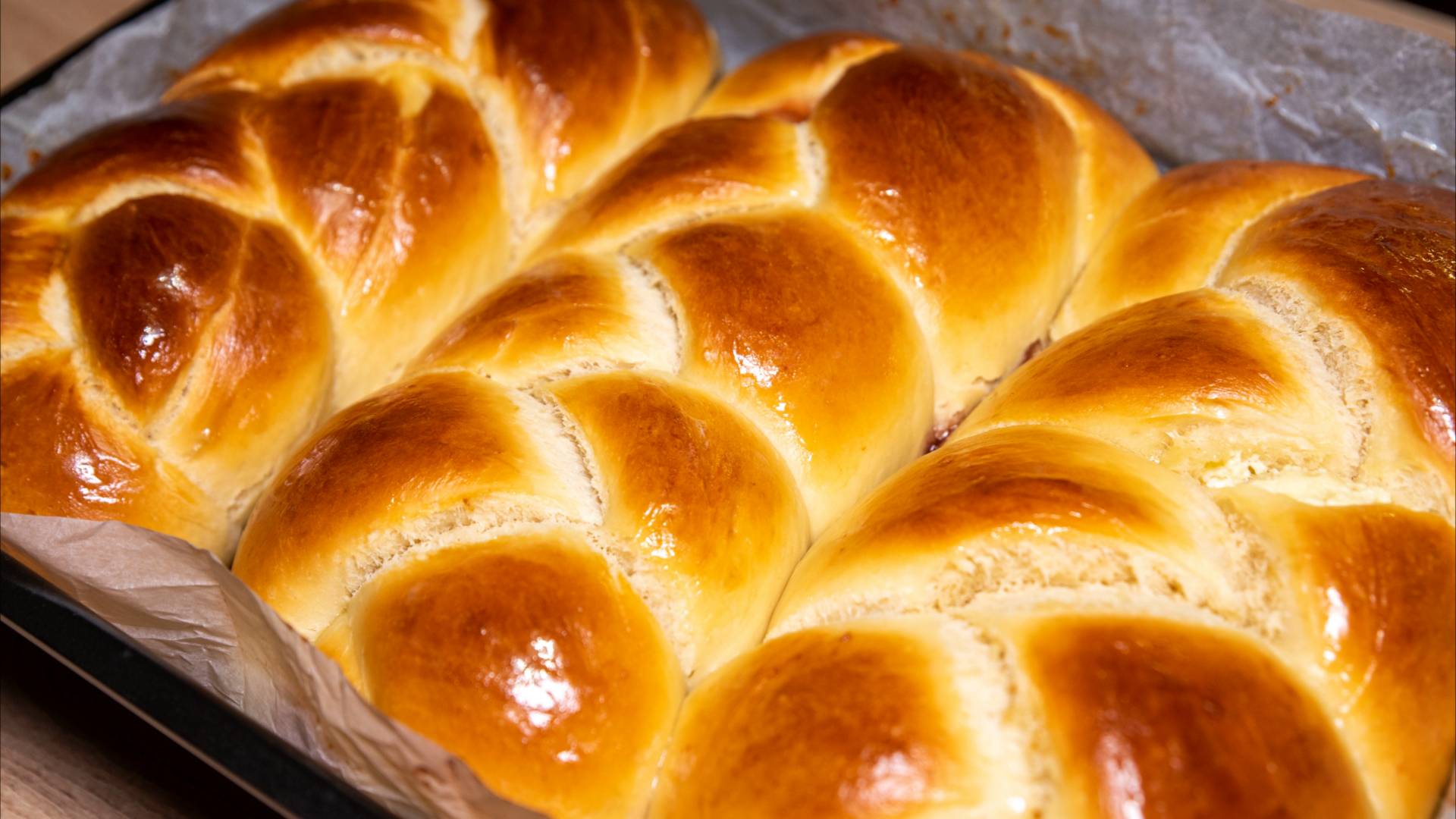 БУЛОЧКИ - КОСИЧКИ с начинкой и без начинки