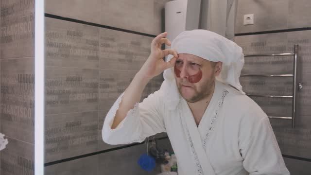 Легко ли быть женщиной...