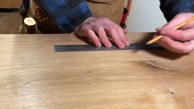 Мини верстак с тисками