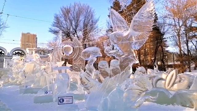 ледовые фигуры на ст. Динамо. хабаровск январь 2025г.