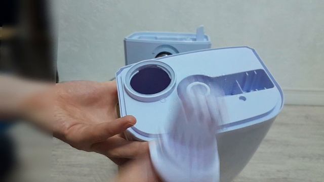 Увлажнитель воздуха ультразвуковой MARTA MT-2688 с гигростатом и керамическим фильтром.