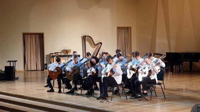 Э. Назарет "Брехэйро", ансамбль гитаристов, преподаватели Медведев Е.Е., Сумин В.В.