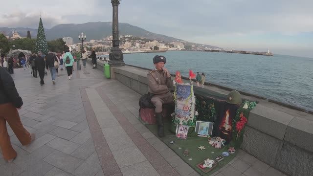 КРЫМ 2025. Ялта ТРЕЩИТ от наплыва туристов! Что случилось с "АПЕЛЬСИНОМ"?! МАЗУТ на пляже?