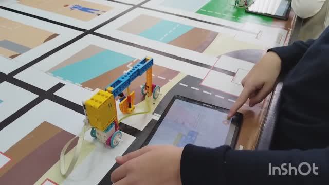 РОБОТОТЕХНИКА урок 2. 
ФУТБОЛЬНЫЙ ВРАТАРЬ.
InShot_20250111_110529057