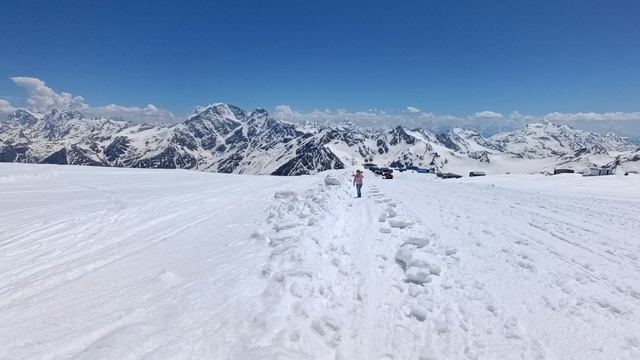 Эльбрус, станция Гарабаши, 06.06.24