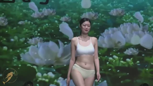 4K 2021🎗️SIUF凤舞华夏成都站 蜜桃密码内衣秀