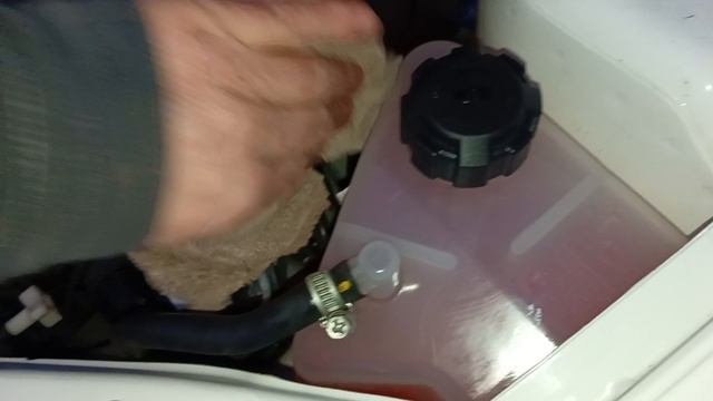 Хорошее средство для восстановления пластика.