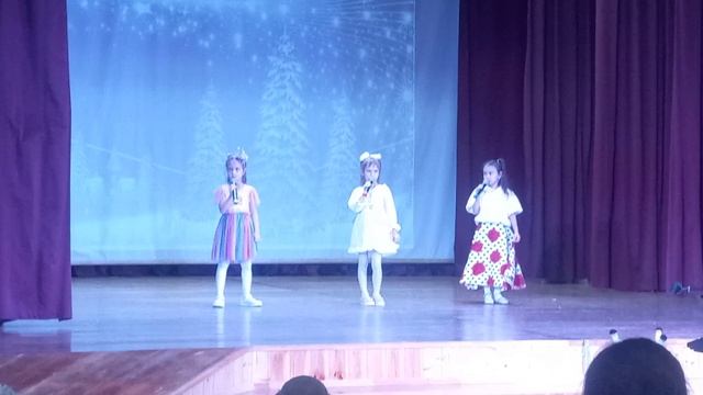 Песня : Мы хомяки и мы хомячим