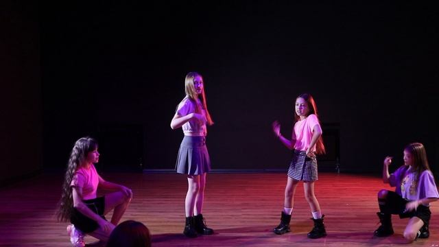 Kids команда - Crazy -BlackPink