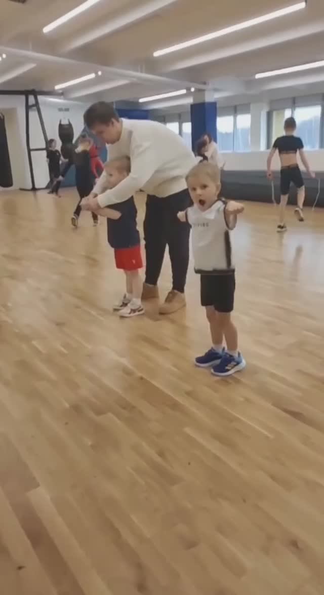 Малыши на ОФП