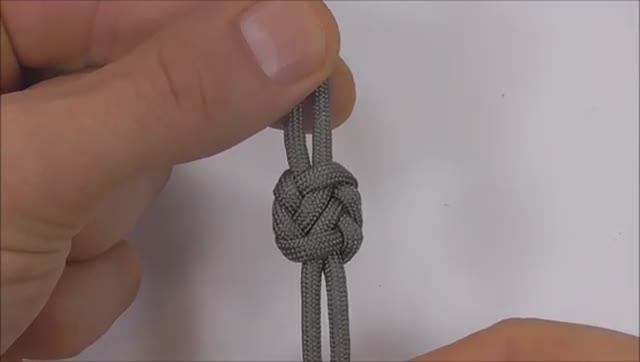 _New Knot__ How To Tie The Pseudo Plafond Lanyard Knot(360P)_1