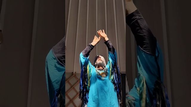 Дархан в теле Шамана и Солнце. Онгоновый обряд.