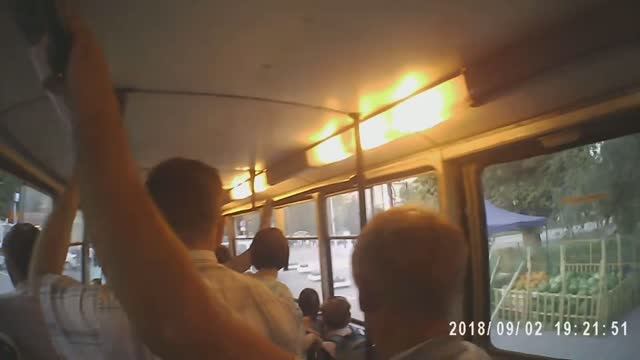 ехал в трамвае №3 кондуктор "дала" билет с временем 16:58:39