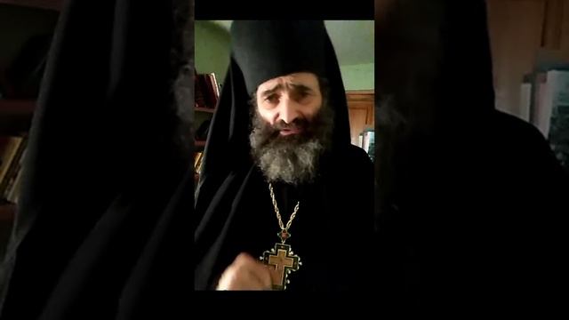 Кому дают ордена: похвала земная и небесная