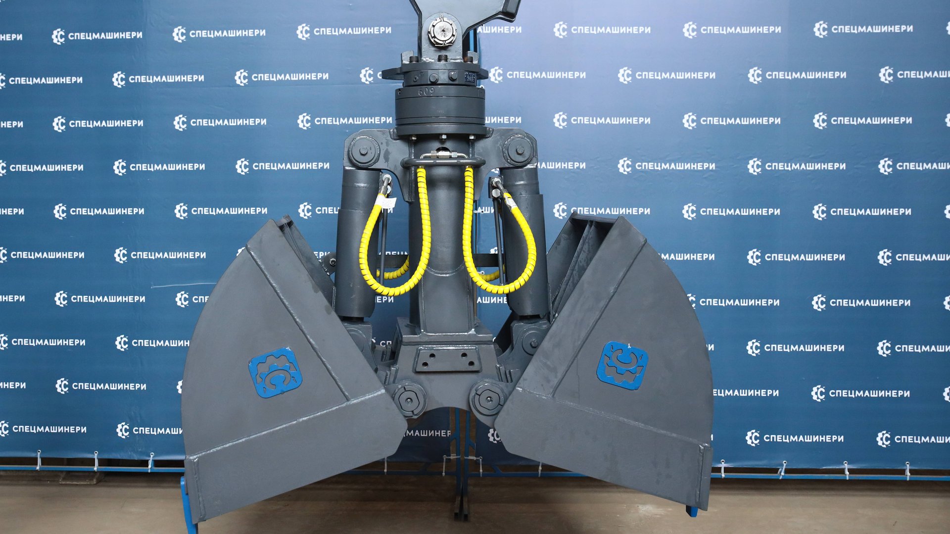 Грейфер копающий 0.3м3  в работе