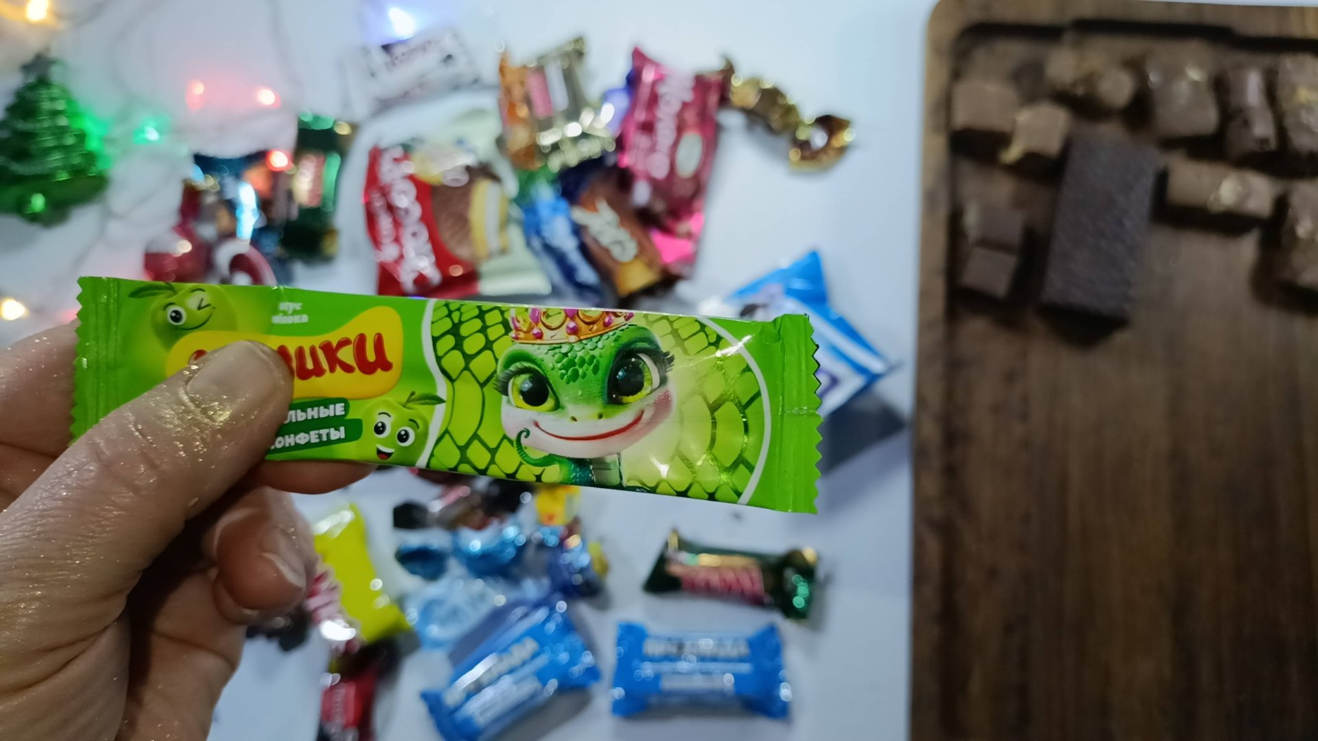 АСМР Шоколадный🥰большааааяя асмрРАСПАКОВКА КОНФЕТ И ШОКОЛАДА🍫🍬🍨🥮