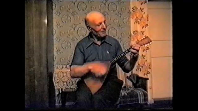 Носов Павел  Кириллович - балалайка, наигрыш "Реденькая"