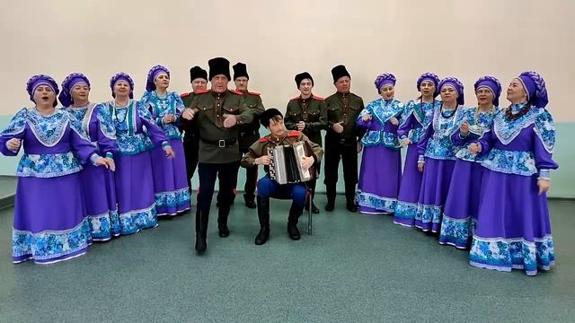 "Казачья" Исполняет  Хор "Раздолье"