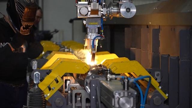 FL-CPM универсальная лазерная система #laser #welding #machine #system #cladding #лазер #станок