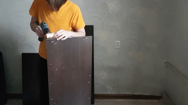 Собираем компьютерный стол