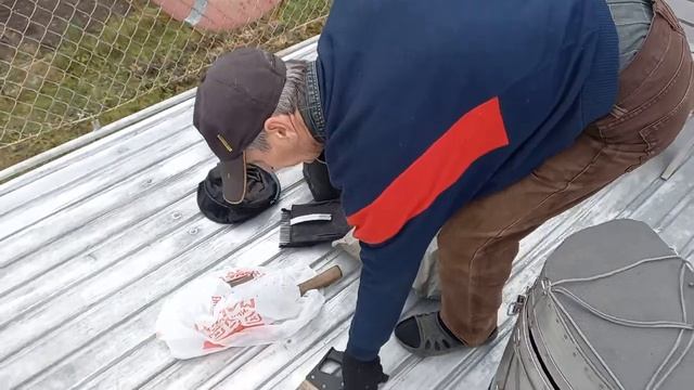 Взвешиваем палатку,печь и всё остальное.