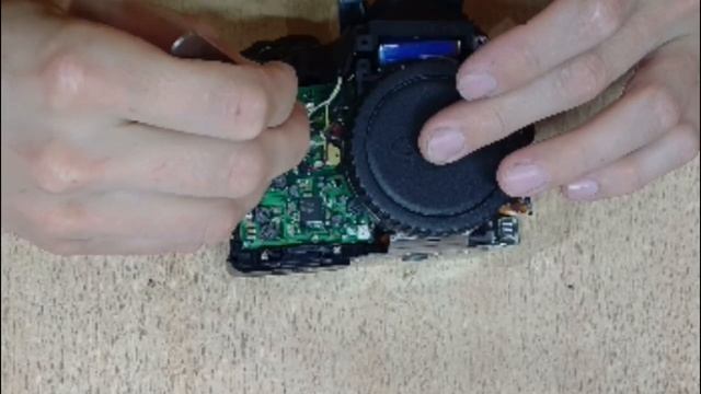 Ремонт фотика Canon 1000D