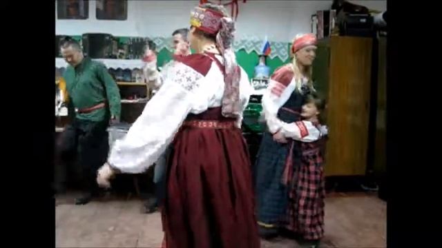 Никола Зимний 2013, гости с ансамблем "Свояня" пляшут "Русского"