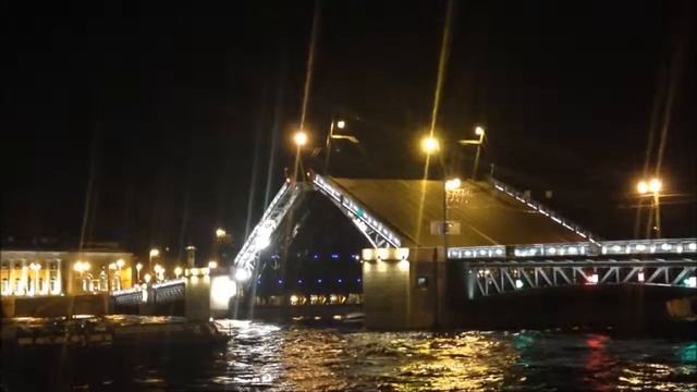2014 - Питер, Развод моста