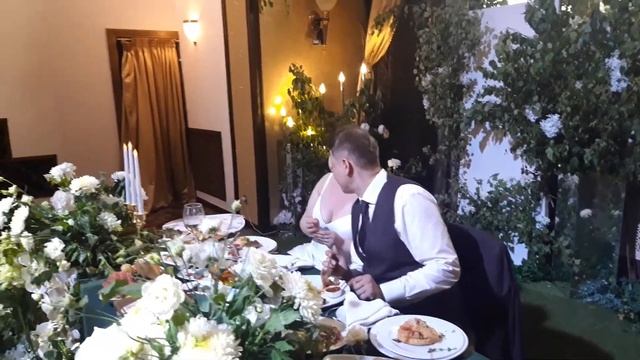 Мы на Свадьбе! Часть 3. Наше крутое Поздравление Молодожёнам!