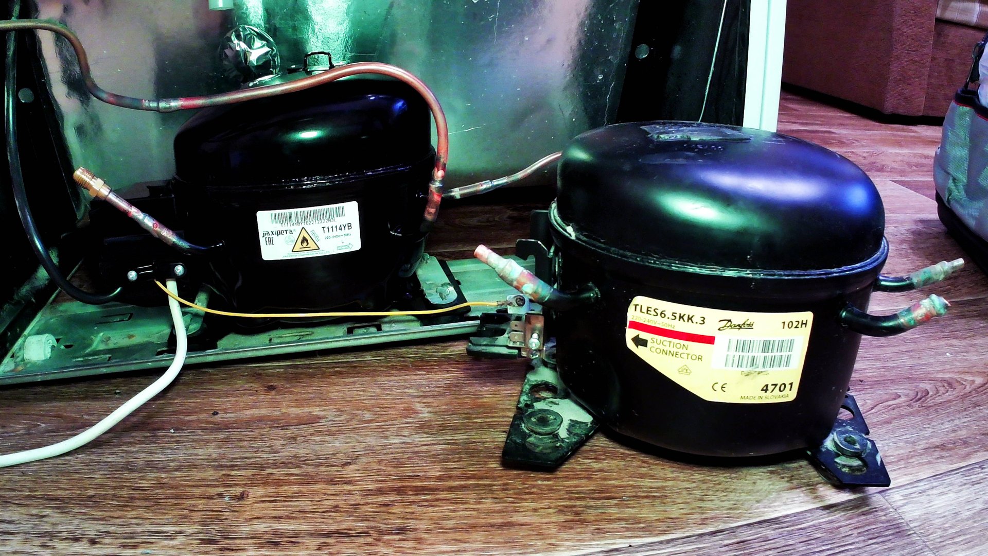 Замена компрессора на холодильнике Бирюса