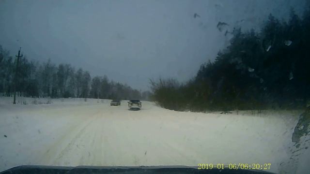 УДАЧНОЕ МЕСТО БОЛТАТЬ ПО ТЕЛЕФОНУ.